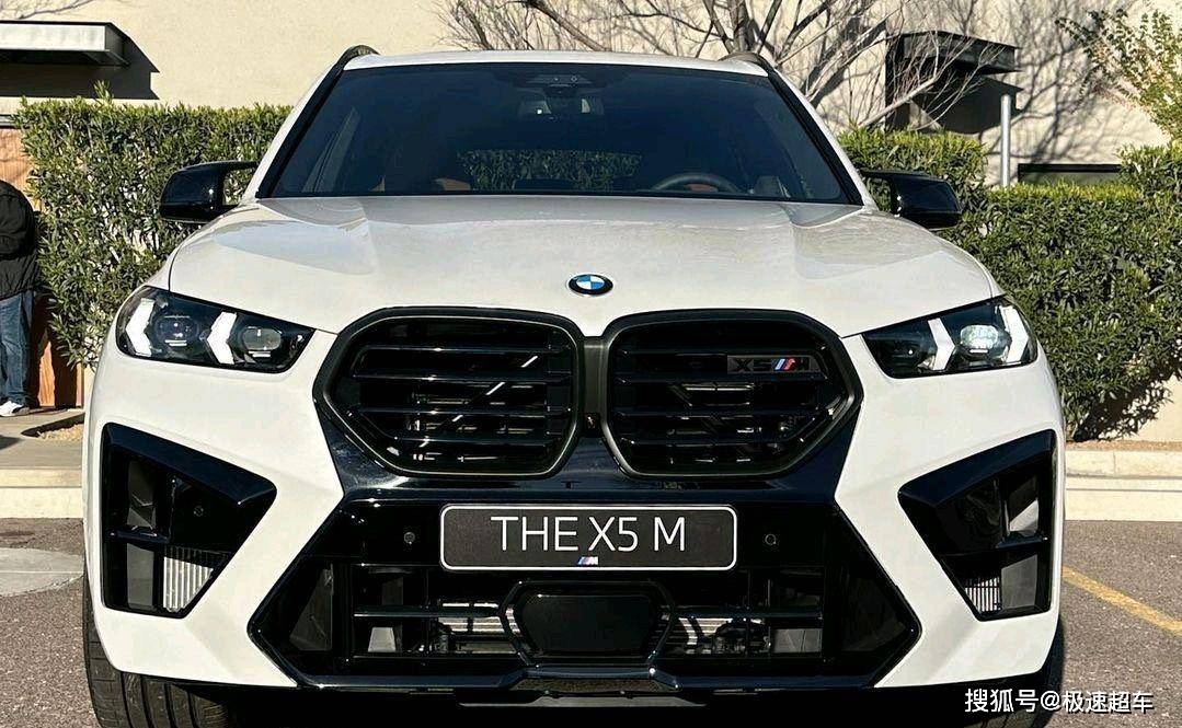 新一代宝马X5：造型威猛大气，增加4.4T引擎，新内饰更具科技感_搜狐汽车_搜狐网
