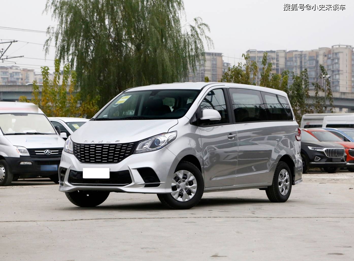 MPV真正的“价格屠夫”，11.78万起车长5米16，搭载2.0T看啥塞纳_搜狐汽车_搜狐网