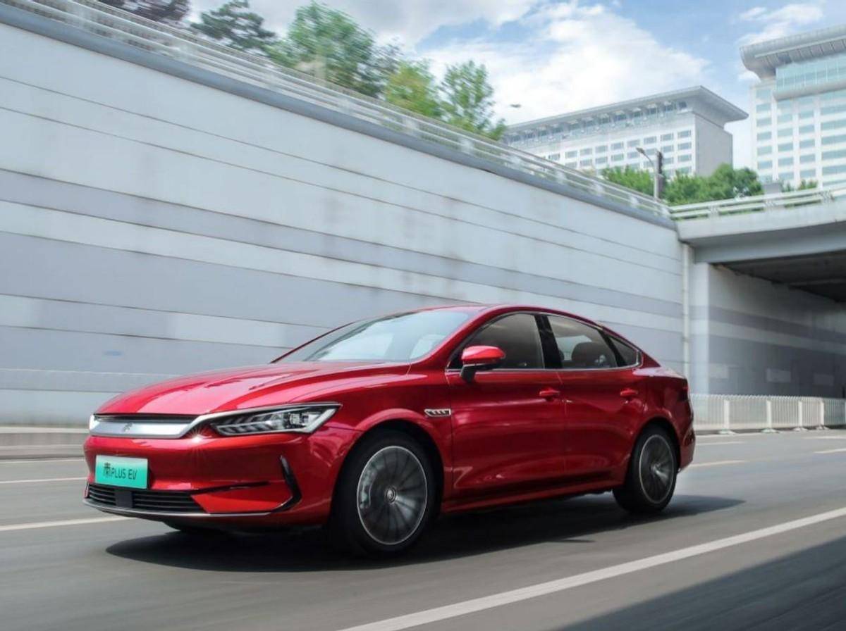 电动车三电核心PK， AION S、秦PLUS EV和零跑C01怎么选？_搜狐汽车_搜狐网