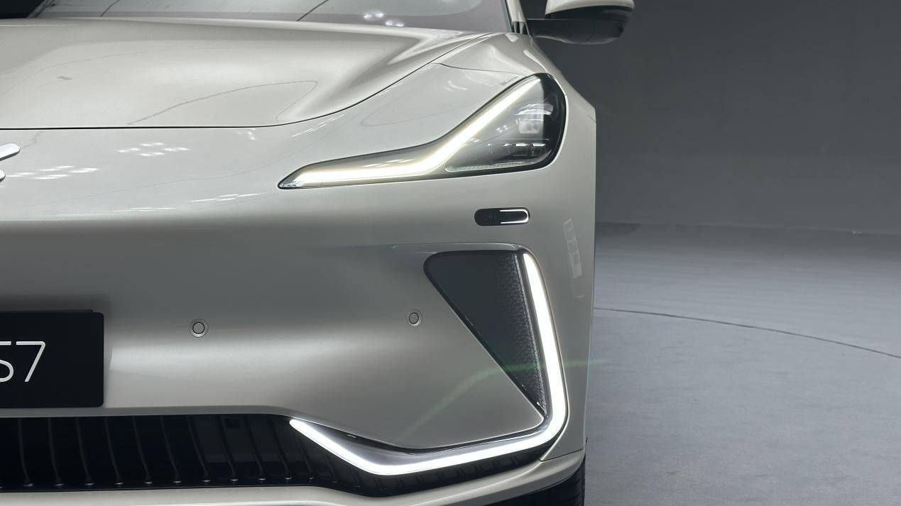 纯电中大型SUV关公战秦琼，智己LS7和小鹏G9谁更胜一筹？_搜狐汽车_搜狐网