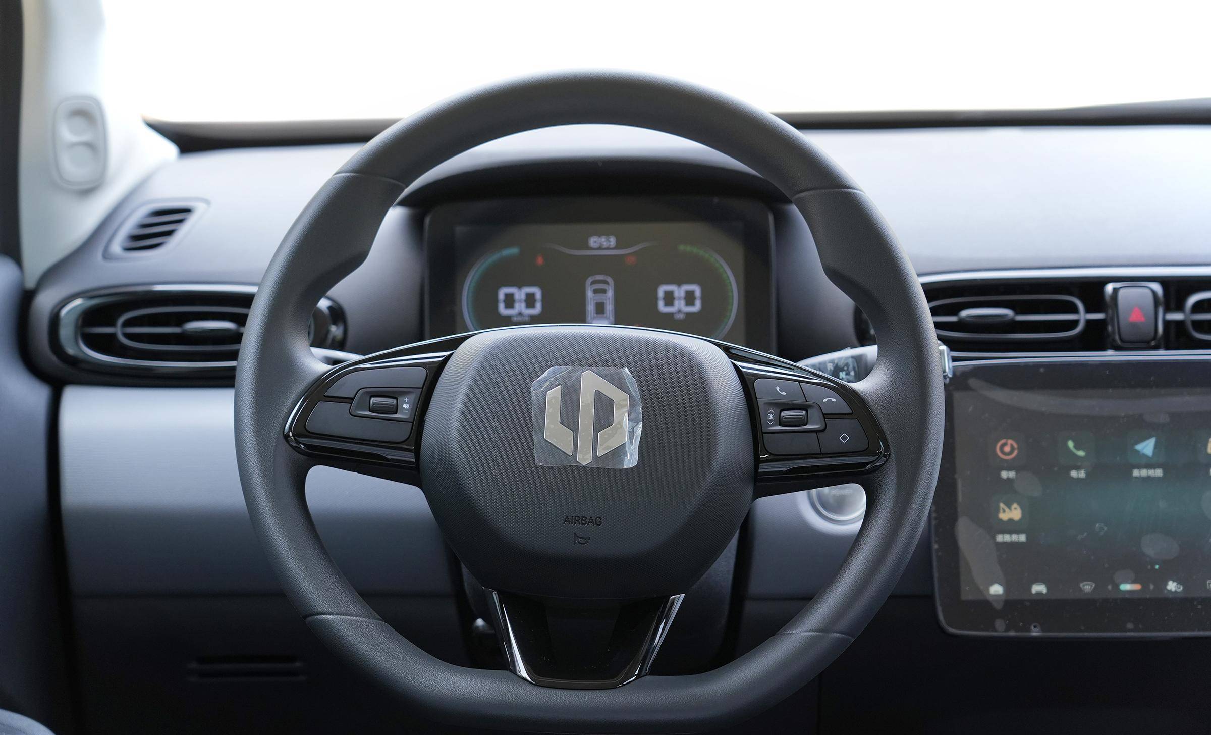 5.99万起售，最高续航403km，2023款零跑T03上市，对标海鸥？_搜狐汽车_搜狐网