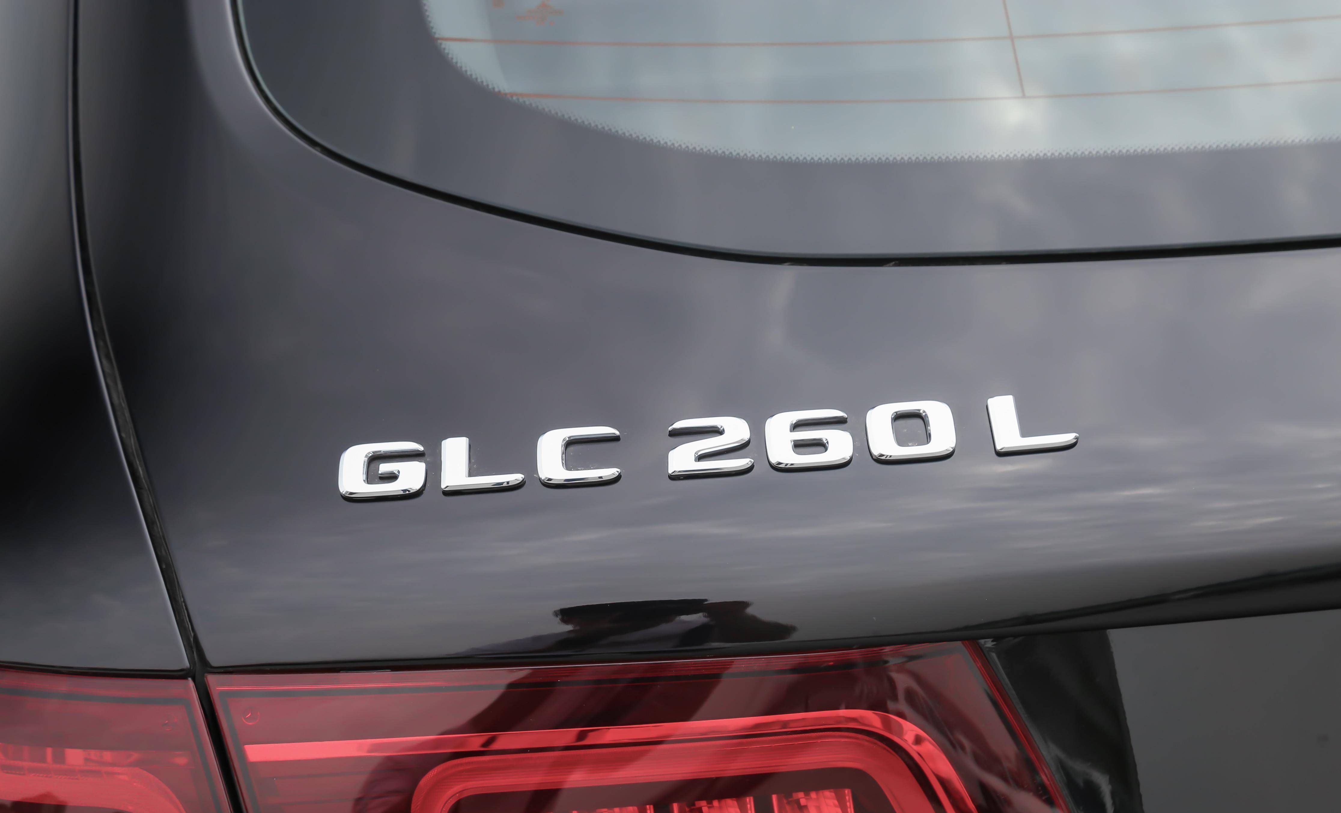 全新奔驰GLC即将来袭，能否成为豪华中型SUV中的最佳选择？_搜狐汽车_搜狐网