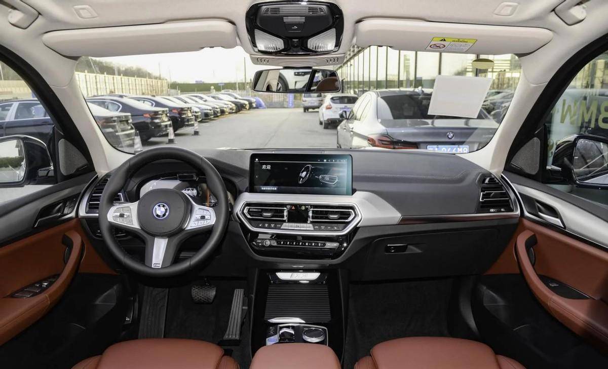 老牌劲旅VS新势力！宝马iX3对比蔚来ES6，40多万预算，谁更值？_搜狐汽车_搜狐网