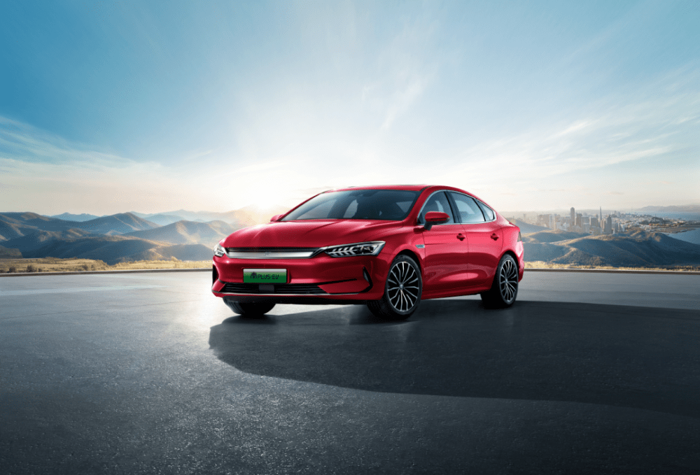 15万级电车操控怎么样？零跑C01对比秦PLUS EV_搜狐汽车_搜狐网