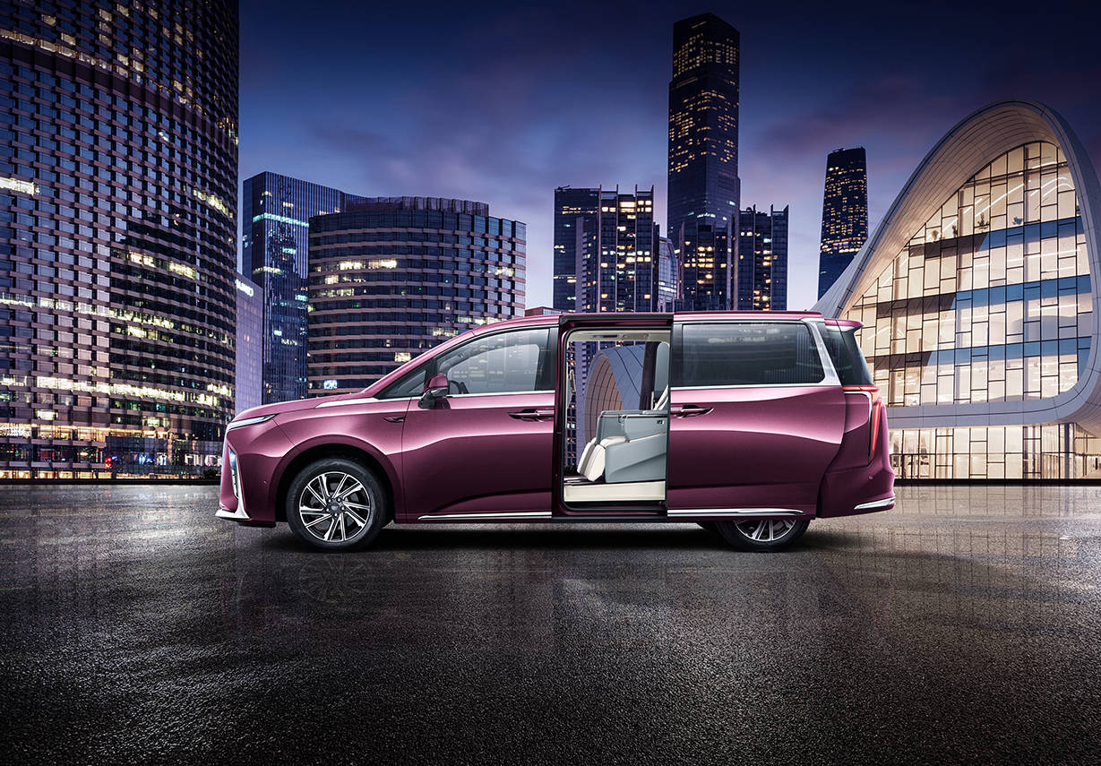 MPV界中的“巨无霸”，车长5280mm配沙发式座椅，价格还良心_搜狐汽车_搜狐网