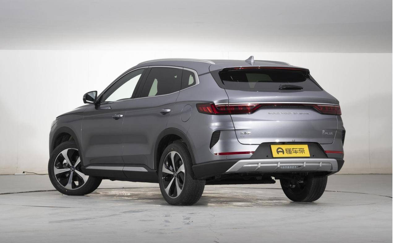 零跑C11 PK宋PLUS EV：豪华与智能竟可兼得？_搜狐汽车_搜狐网