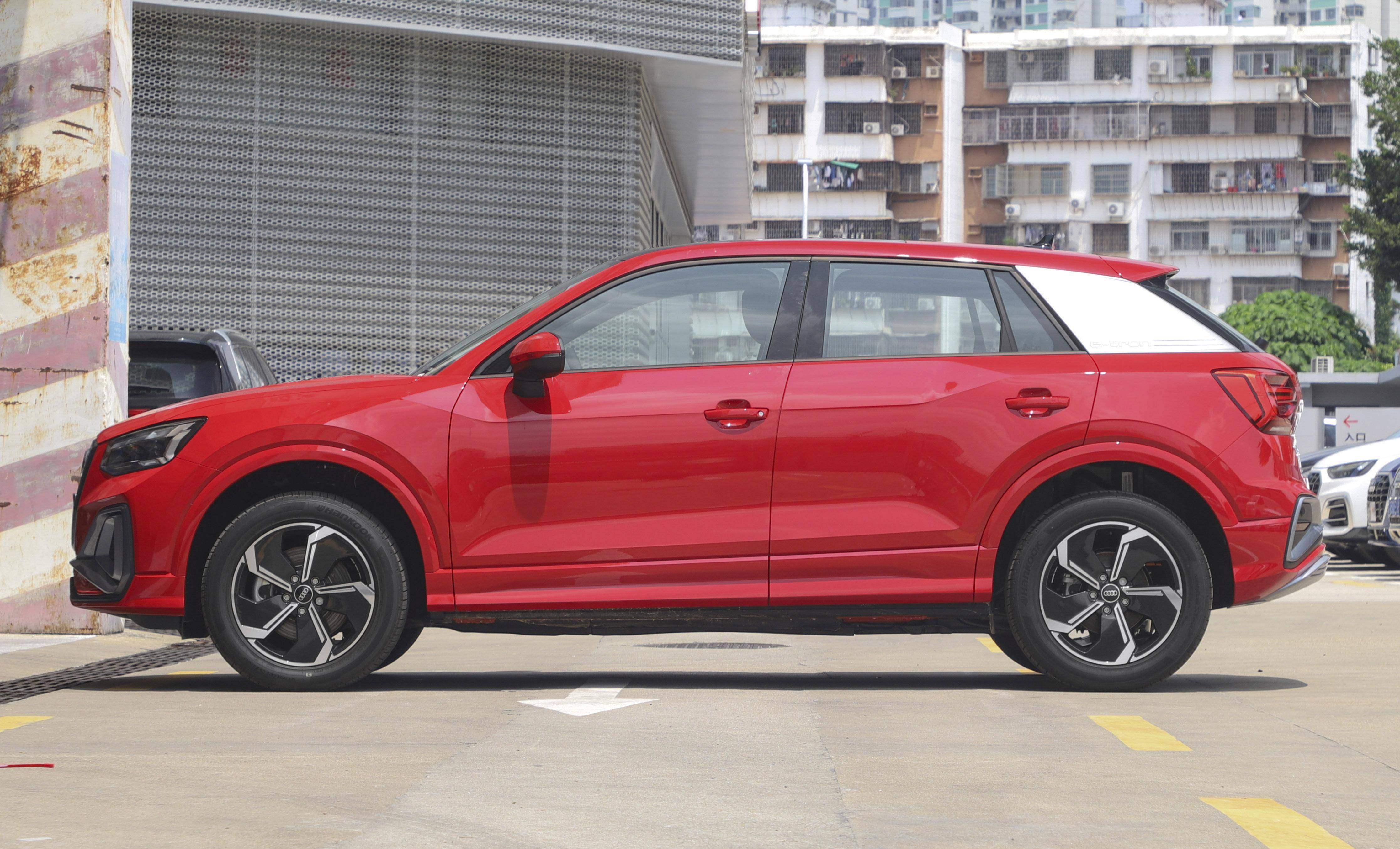 小型纯电SUV，为何很多人都喜欢奥迪Q2L e-tron，有何优势？_搜狐汽车_搜狐网