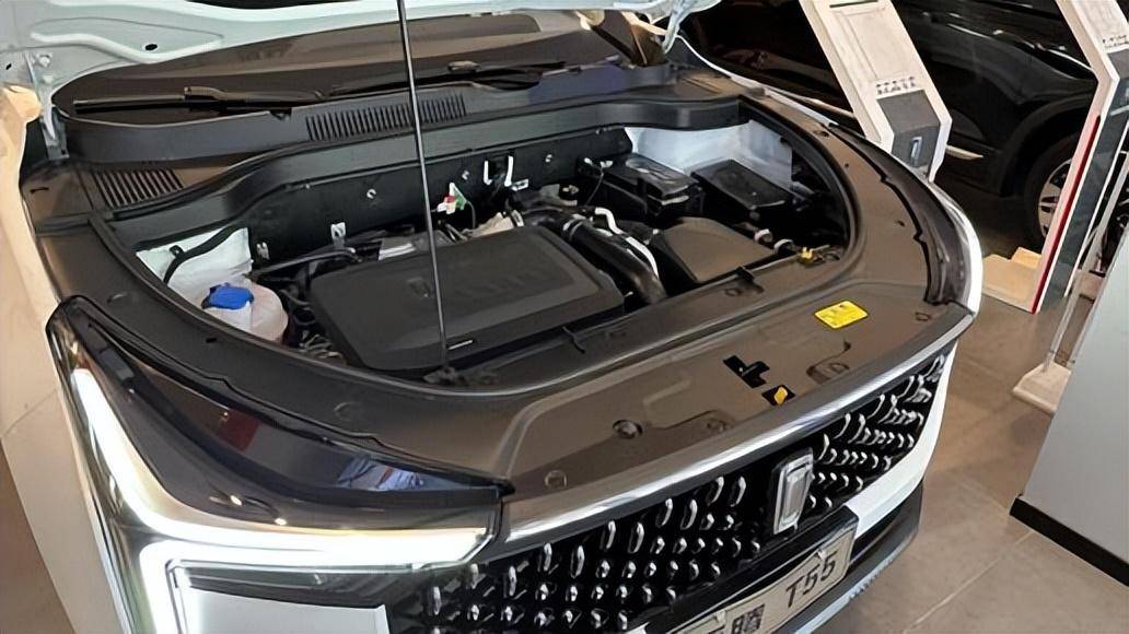 探店奔腾T55，8万级别紧凑SUV卷成这样了？_搜狐汽车_搜狐网