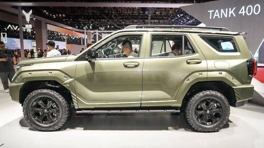 「2023上海车展」坦克400 Hi4-T正式亮相！_搜狐汽车_搜狐网