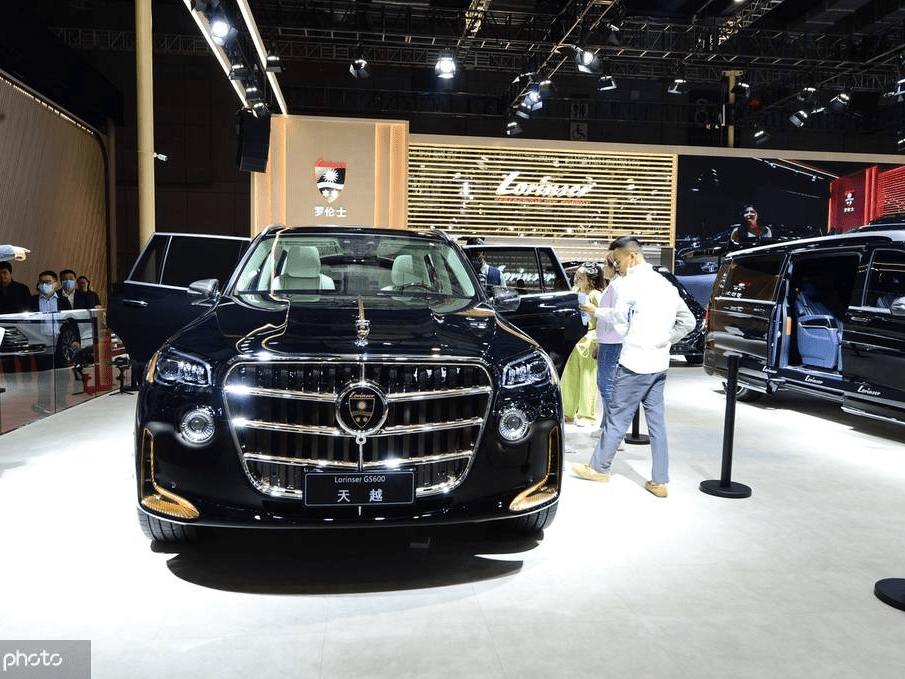 2023上海车展：罗伦士M800星际战车“狂飙”亮相-搜狐大视野-搜狐新闻