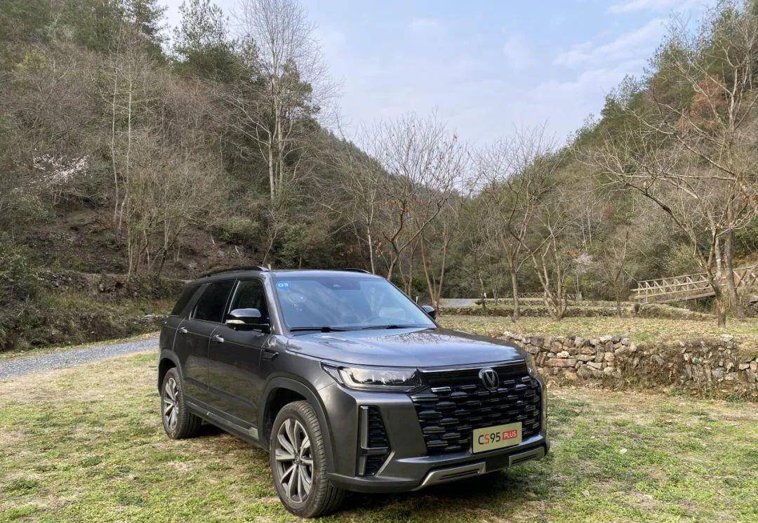 试驾长安CS95 PLUS：国产中大型SUV高级货｜驾驶观_搜狐汽车_搜狐网