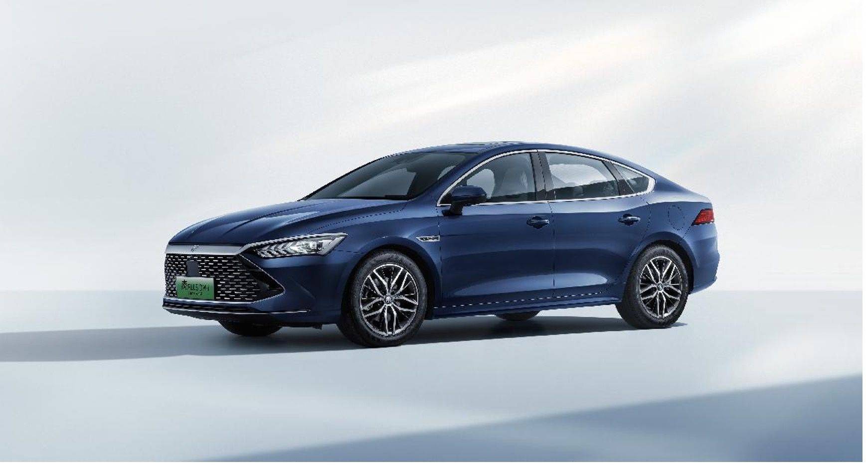 燃油车价格“崩盘”？雷克萨斯ES降4万，奥迪A4L打75折_搜狐汽车_搜狐网