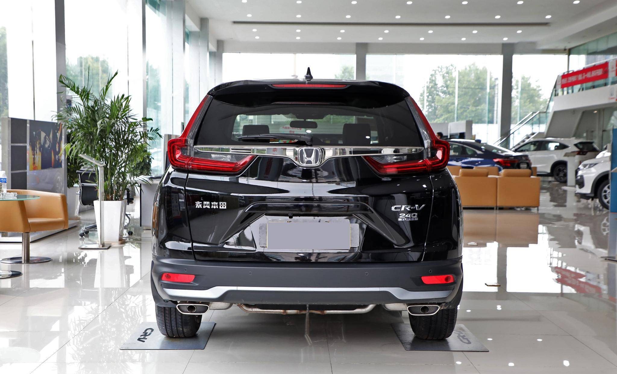 自动挡油耗4.9L，高销量大空间，耐造增压机动力强，实拍本田CRV_搜狐汽车_搜狐网