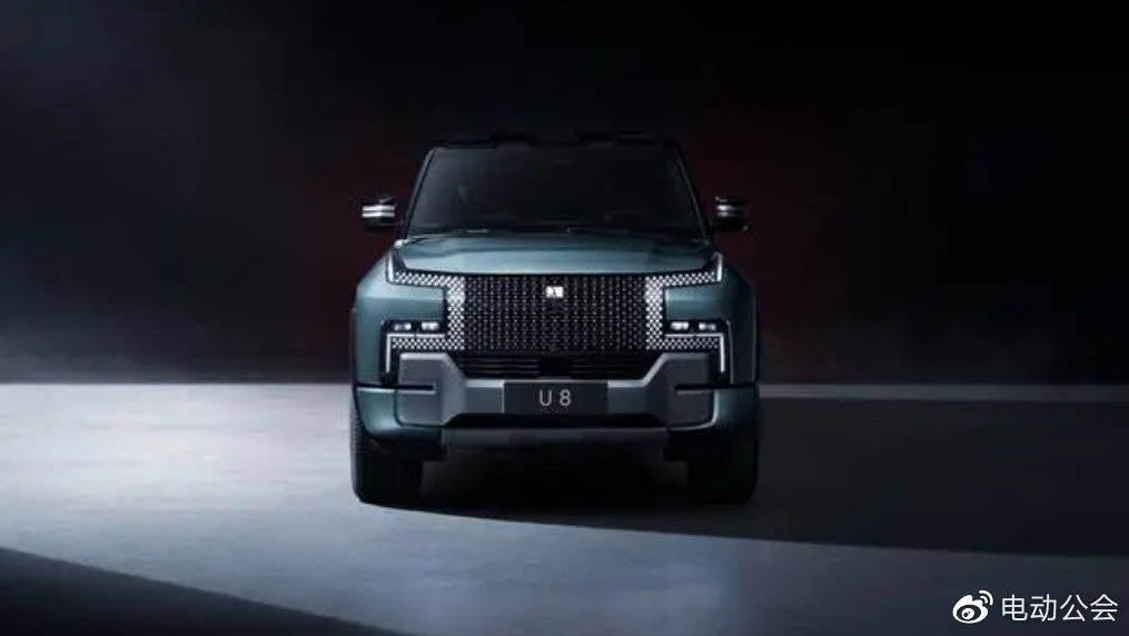 比亚迪仰望U8动力曝光：纯电续航180km，零百最快3.6s_搜狐汽车_搜狐网