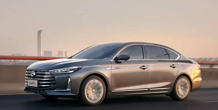 车长5米，比奥迪A6漂亮10倍，2.0T＋8AT不足15万，还看啥雅阁_搜狐汽车_搜狐网