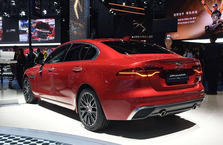 捷豹打出“王牌”！实力赶超凯迪拉克CT4，爆250马力，零百7.3秒_搜狐汽车_搜狐网