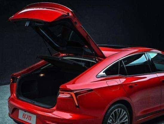 奔腾B70 亮点颇多 顶配不到14万_搜狐汽车_搜狐网