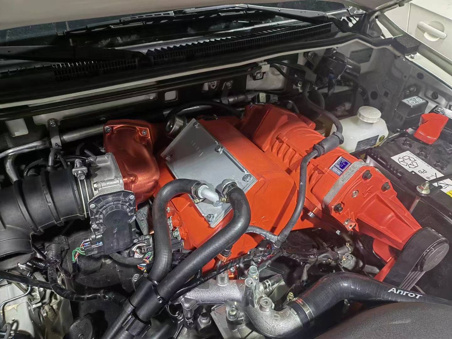 帕杰罗V93加装VT机械增压，让你的老山猫傲视群雄！_搜狐汽车_搜狐网