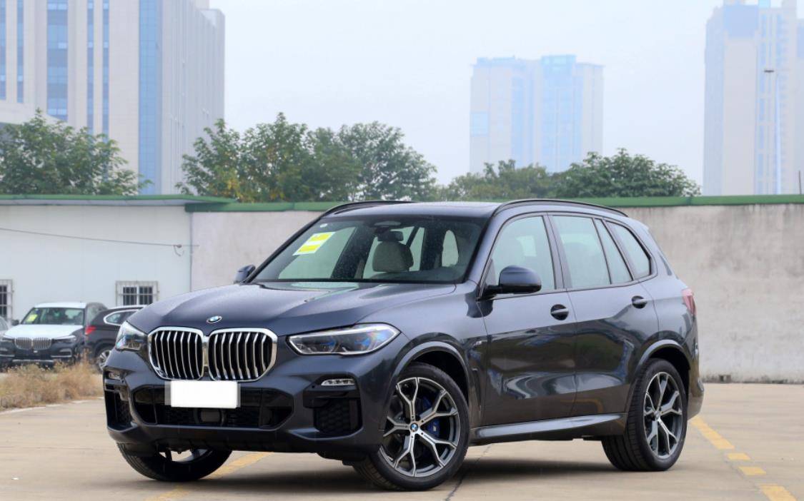 宝马再添实力派车型，轴距将近3米，全系标配8AT＋四驱，搭340马力_搜狐汽车_搜狐网