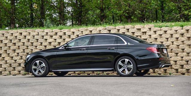 43.2万落地奔驰E260L运动版，行驶3个月后，车主说出真实感受！_搜狐汽车_搜狐网