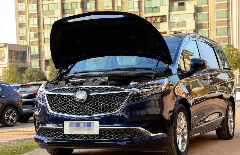 起亚嘉华和别克GL8哪个档次高？内行人：对比后差距明显！_搜狐汽车_搜狐网