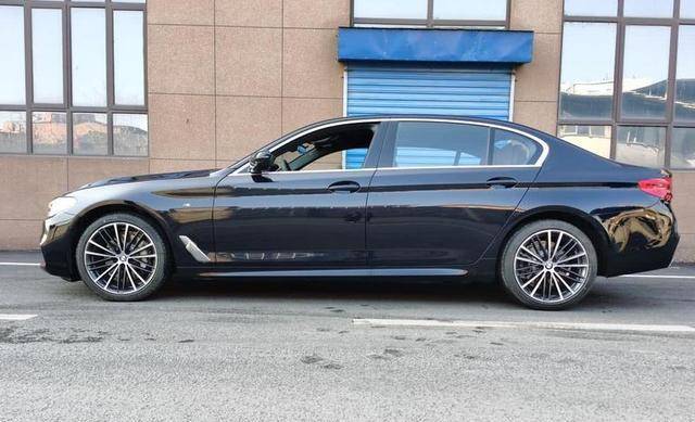 46.6万没要奔驰E级却提了宝马530Li，开2个月后车主想说一句话_搜狐汽车_搜狐网