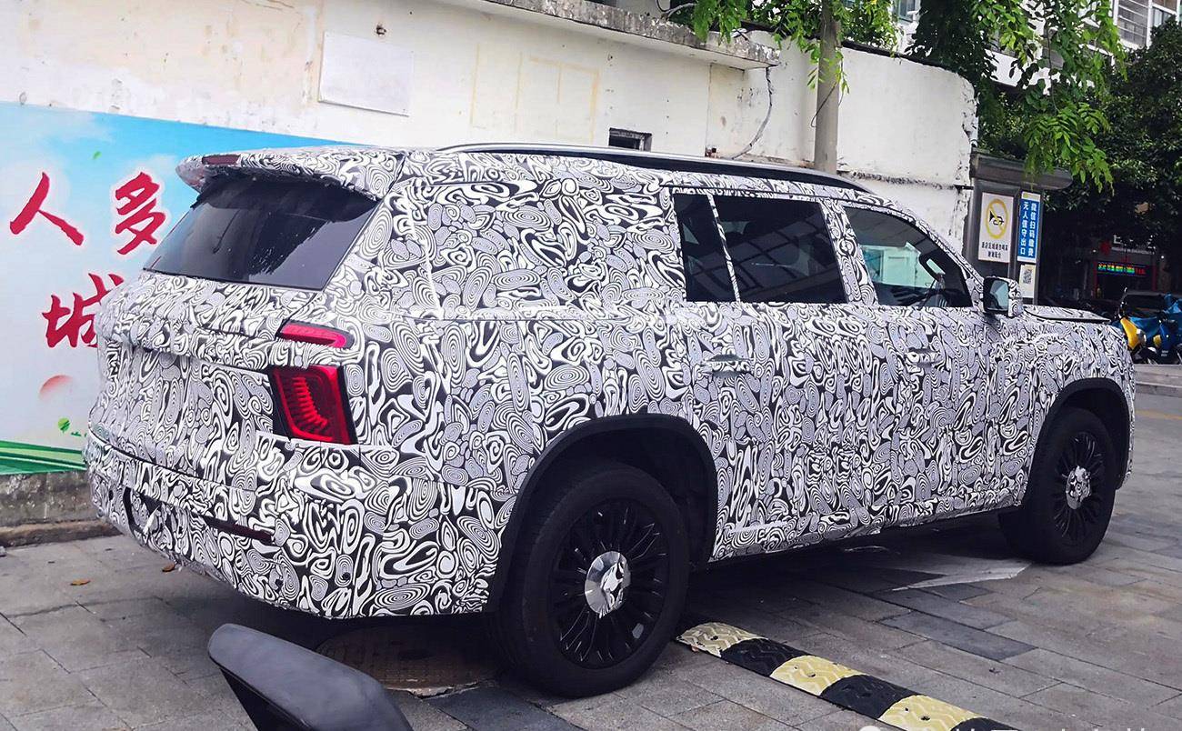 红旗首款全尺寸旗舰SUV现身，6座布局，价格或超红旗L5！_搜狐汽车_搜狐网