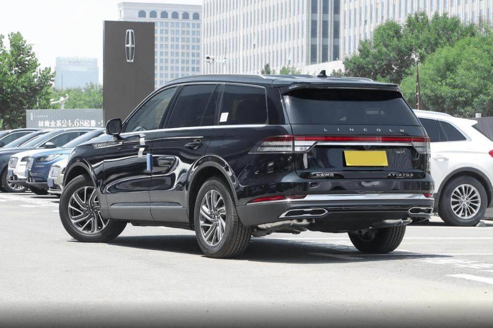 入门3.0T+10AT，车长超5米，与宝马X5同级，林肯飞行家值得选吗？_搜狐汽车_搜狐网