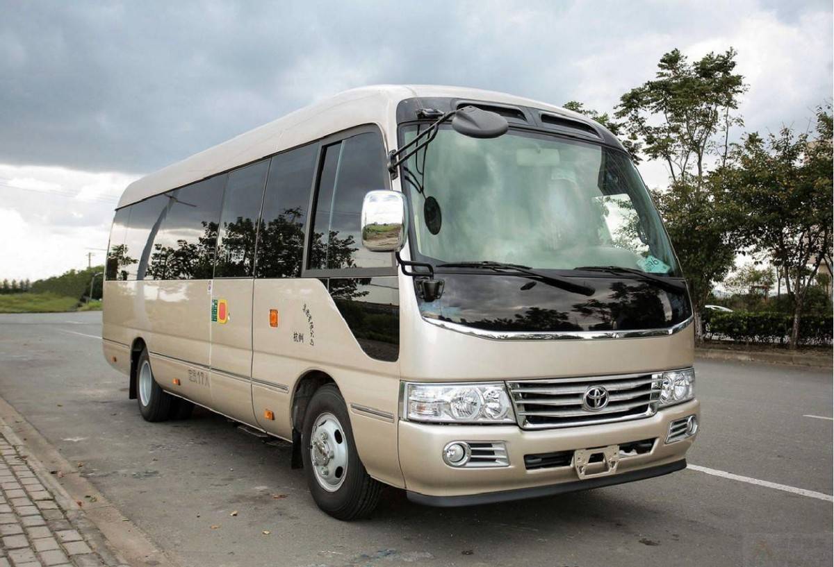 红旗QM7曝光，搭载3.0T V6发动机，丰田考斯特地位不保？_搜狐汽车_搜狐网