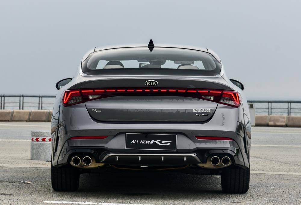 240马力的起亚K5预售18.98万，早该正视韩系车的实力_搜狐汽车_搜狐网