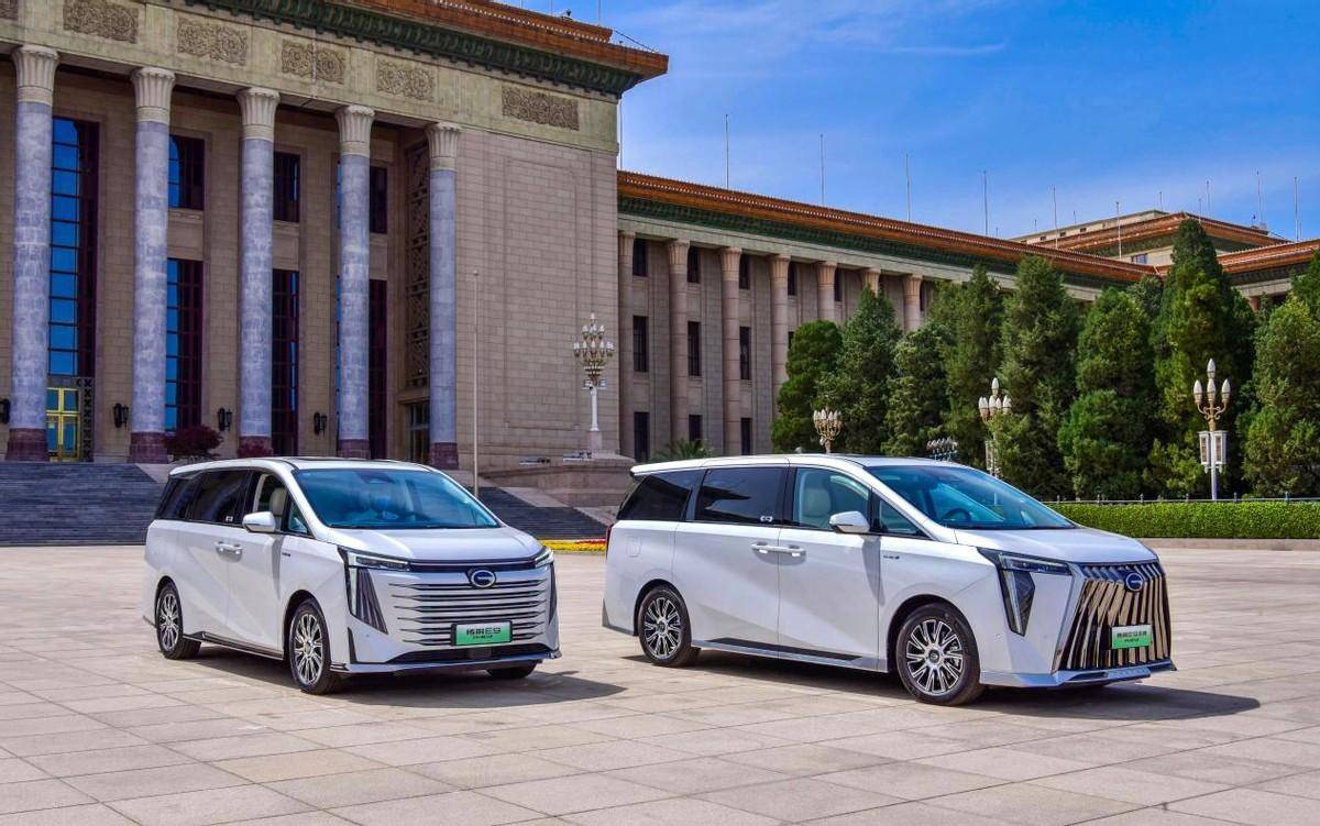 为人民向往而来 新能源豪华MPV “E”哥正式上市 售价32.98万元起_搜狐汽车_搜狐网