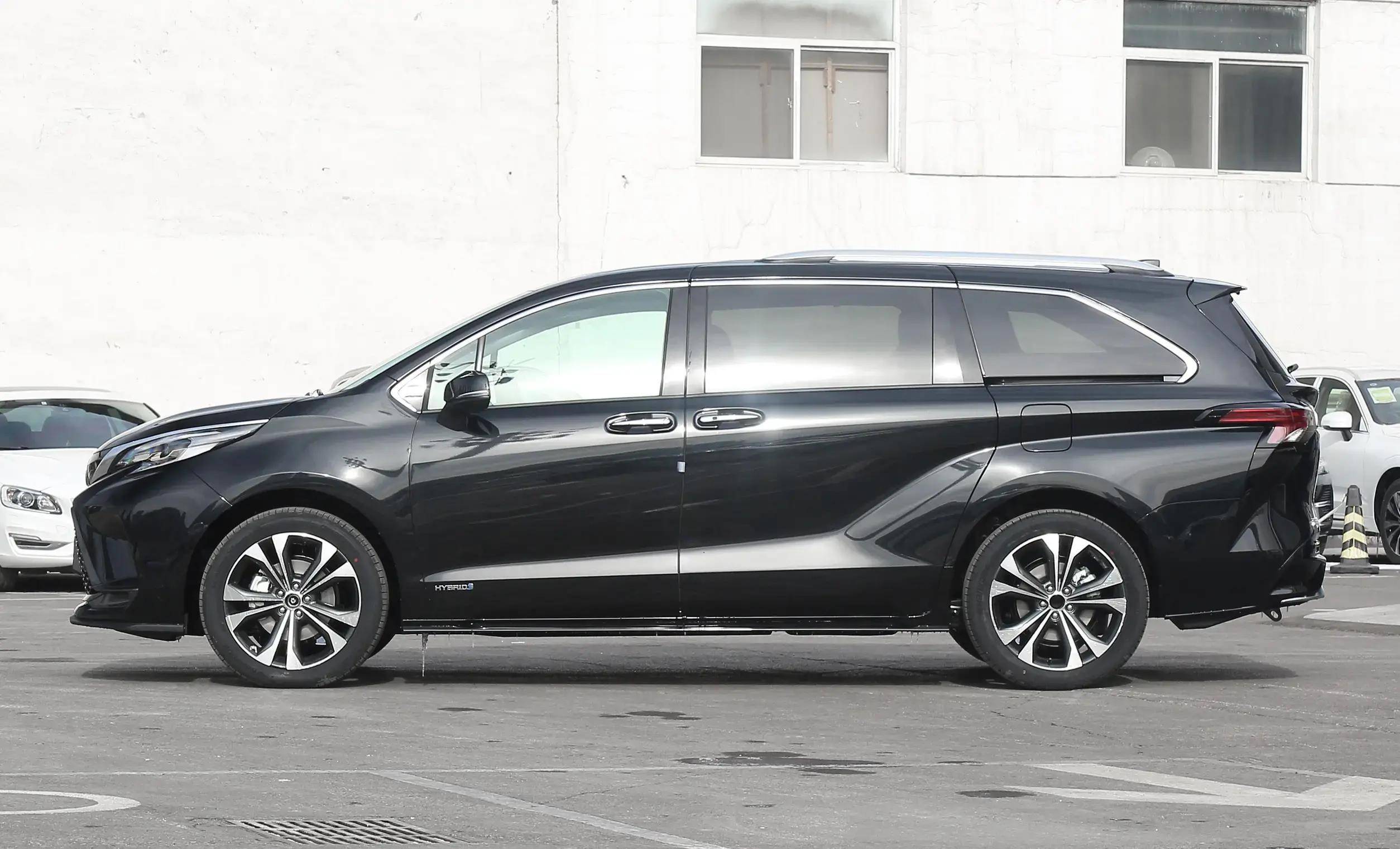 5.9L油耗大7座，车长5175mm丰田家用MPV，双侧电滑门，格瑞维亚_搜狐汽车_搜狐网