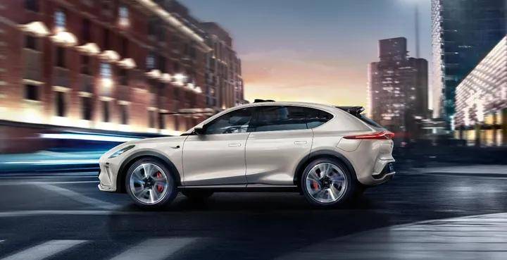 30万级纯电SUV对决，智己LS7和蔚来全新ES6谁更值得选？_搜狐汽车_搜狐网