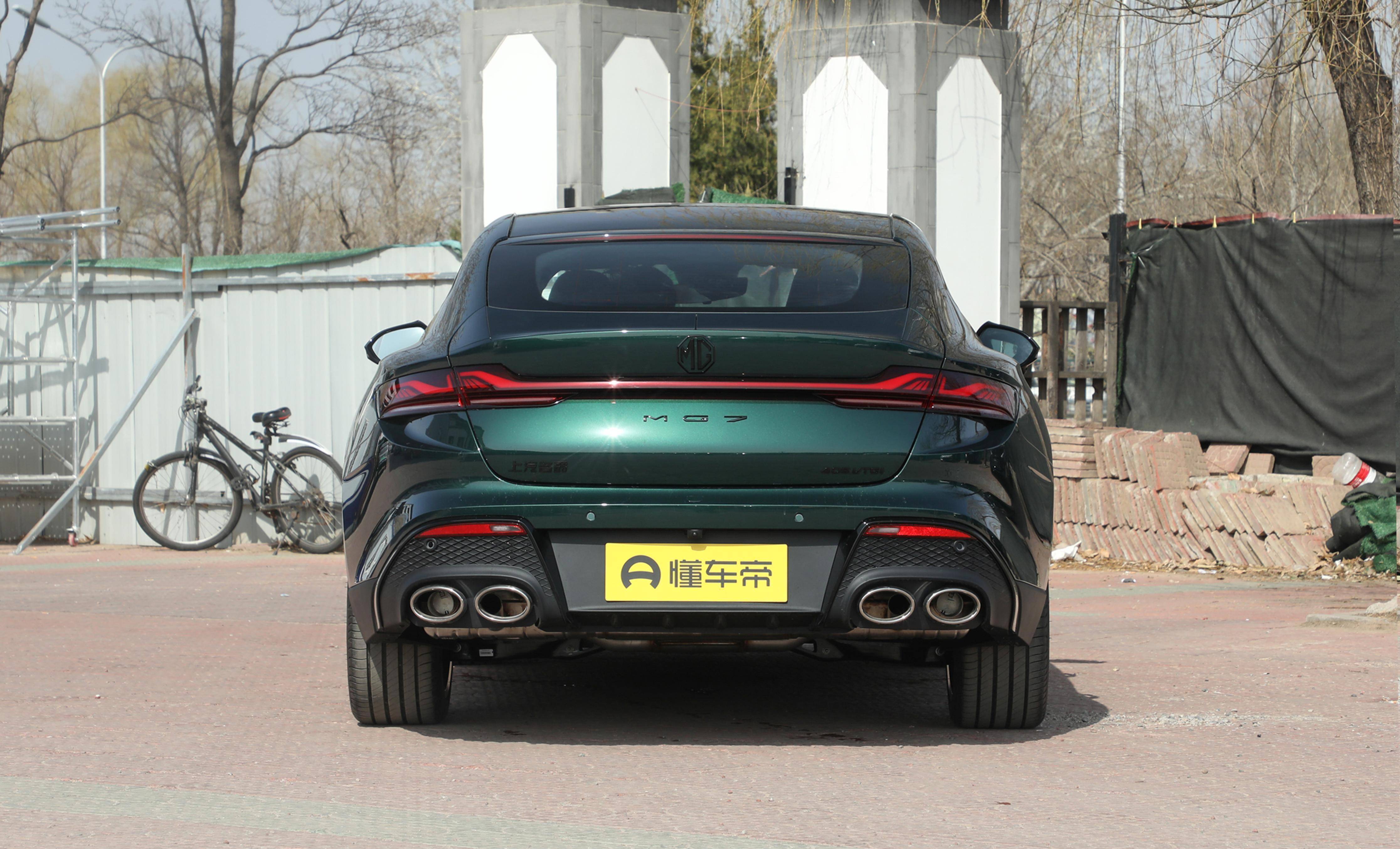 预算15万左右，可以看看这款，内饰讨喜，配261Ps+9AT，油耗不高_搜狐汽车_搜狐网