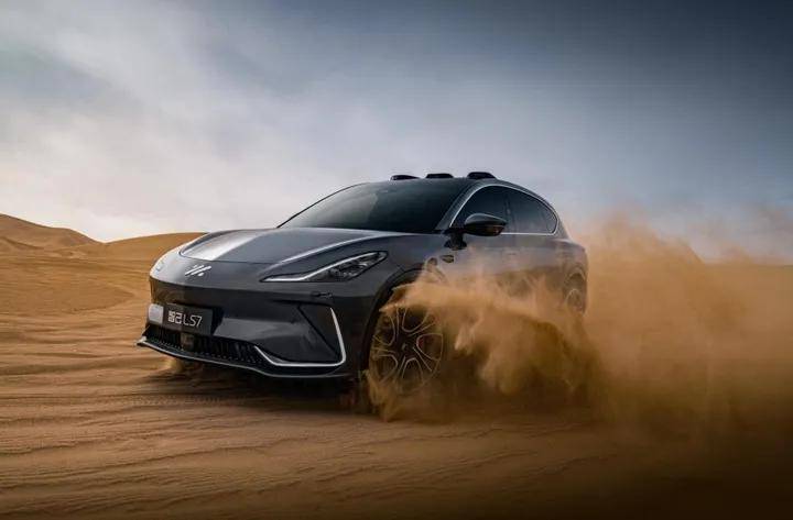 30万级纯电SUV对决，智己LS7和蔚来全新ES6谁更值得选？_搜狐汽车_搜狐网