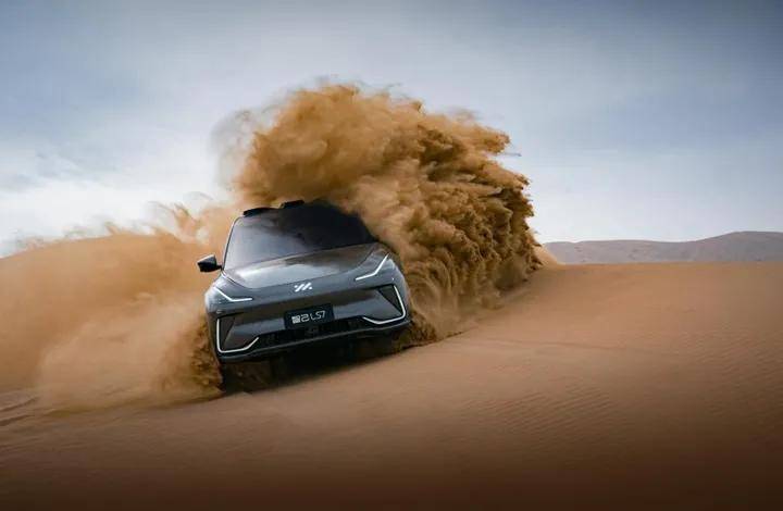 30万级纯电SUV对决，智己LS7和蔚来全新ES6谁更值得选？_搜狐汽车_搜狐网