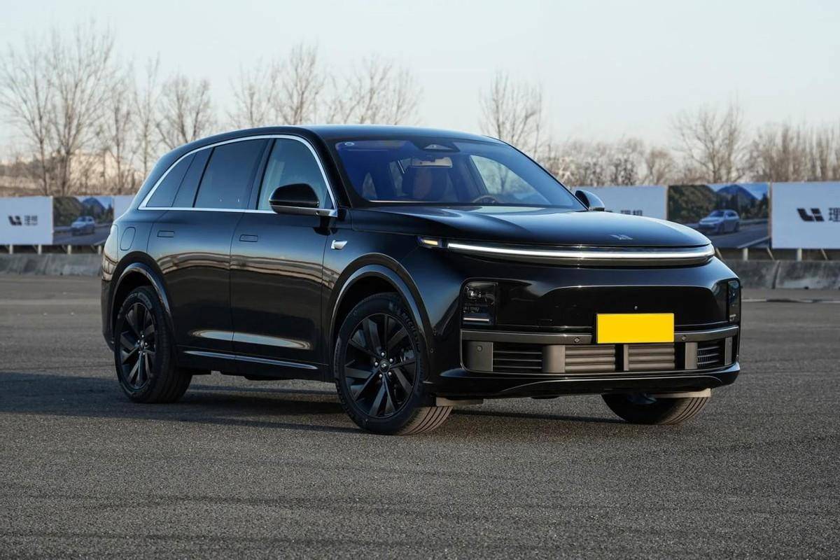 都是纯电大五座SUV，岚图FREE和理想L7谁才是“驾驶者之车”？_搜狐汽车_搜狐网