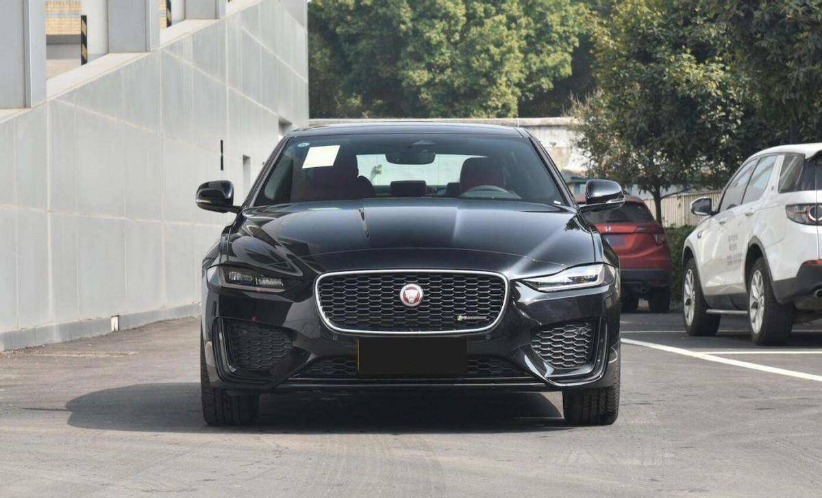 解读捷豹XFL，降幅近9万，入门200马力+8AT，选他还是奥迪A4L？_搜狐汽车_搜狐网