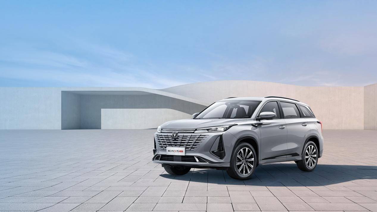 单月销20724辆 长安CS75PLUS登顶4月燃油SUV销量第一_搜狐汽车_搜狐网