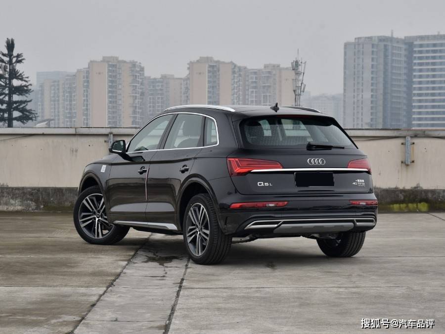 豪华中型SUV间的对决，奥迪Q5L对比宝马X3谁更适合你_搜狐汽车_搜狐网