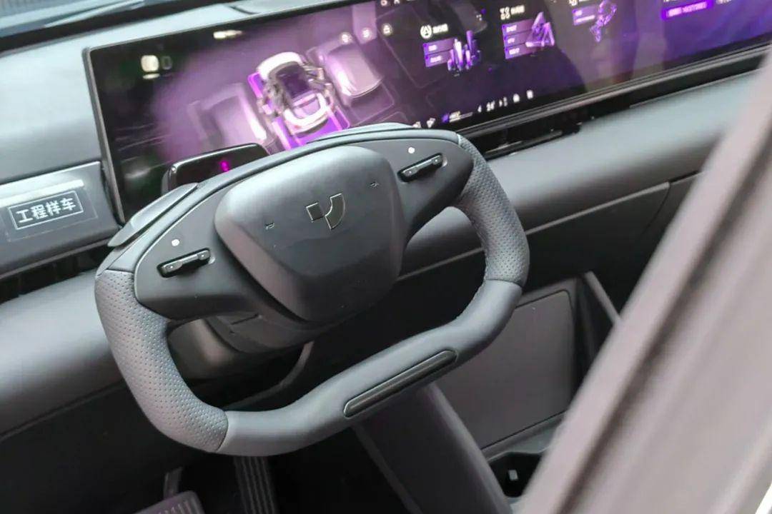 让概念车走进现实 集度ROBO-01静态体验_搜狐汽车_搜狐网