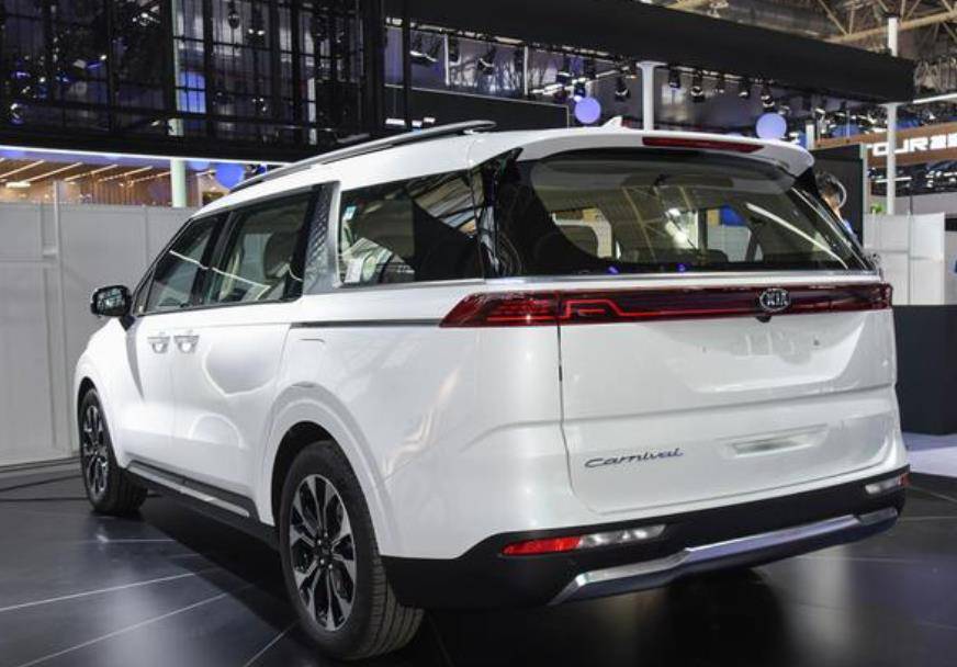 起亚为翻身成功打造大块头，比别克GL8帅，搭V6引擎，还是纯进口_搜狐汽车_搜狐网