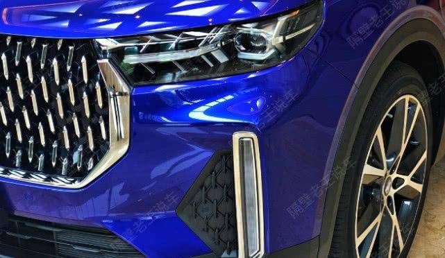 红旗HS5刚火，一汽又一“王炸”，2.0T配8AT，带双人床_搜狐汽车_搜狐网