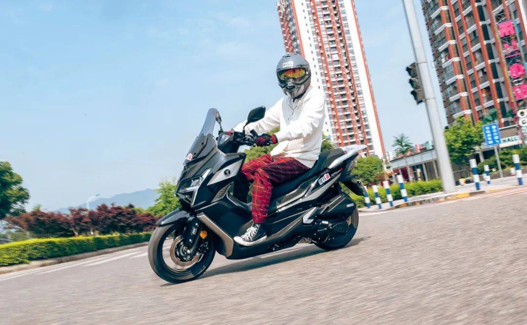 这瓜保熟：全网首测2023款VOGE SR150GT动态篇_搜狐汽车_搜狐网