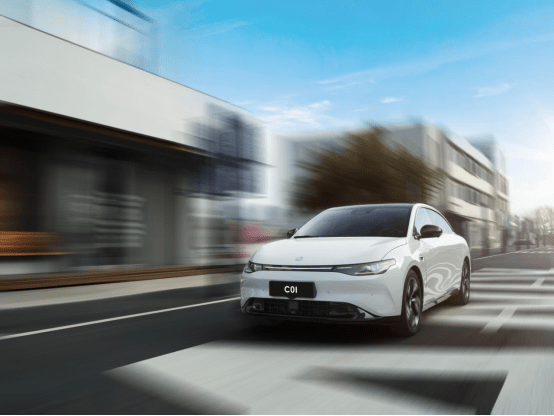 高价值电轿该有的样子 零跑C01 PK秦、深蓝SL03_搜狐汽车_搜狐网