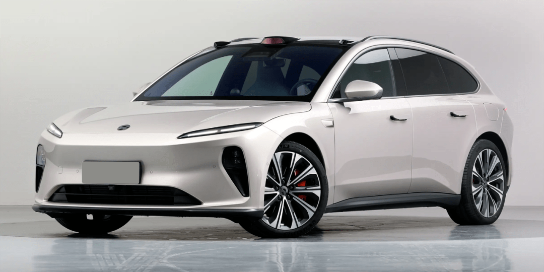 ET5旅行版实车亮相！蔚来全系降3万？！_搜狐汽车_搜狐网