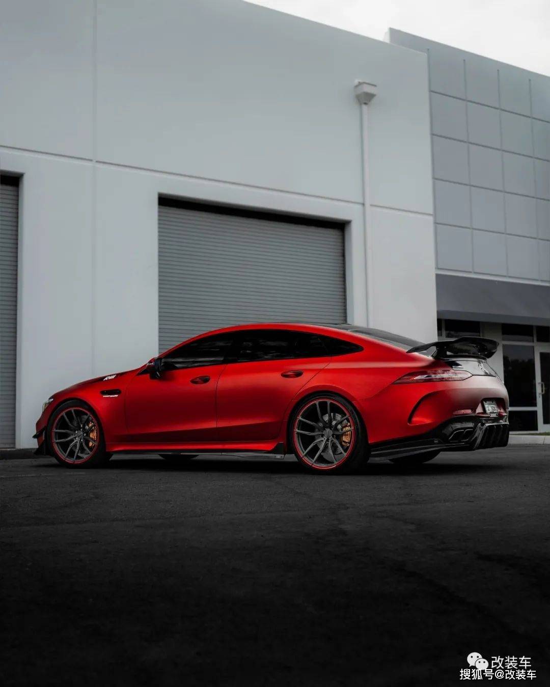 RENNtech打造的奔驰AMG GT63，1196匹马力、0-400米只需9.9秒_搜狐汽车_搜狐网