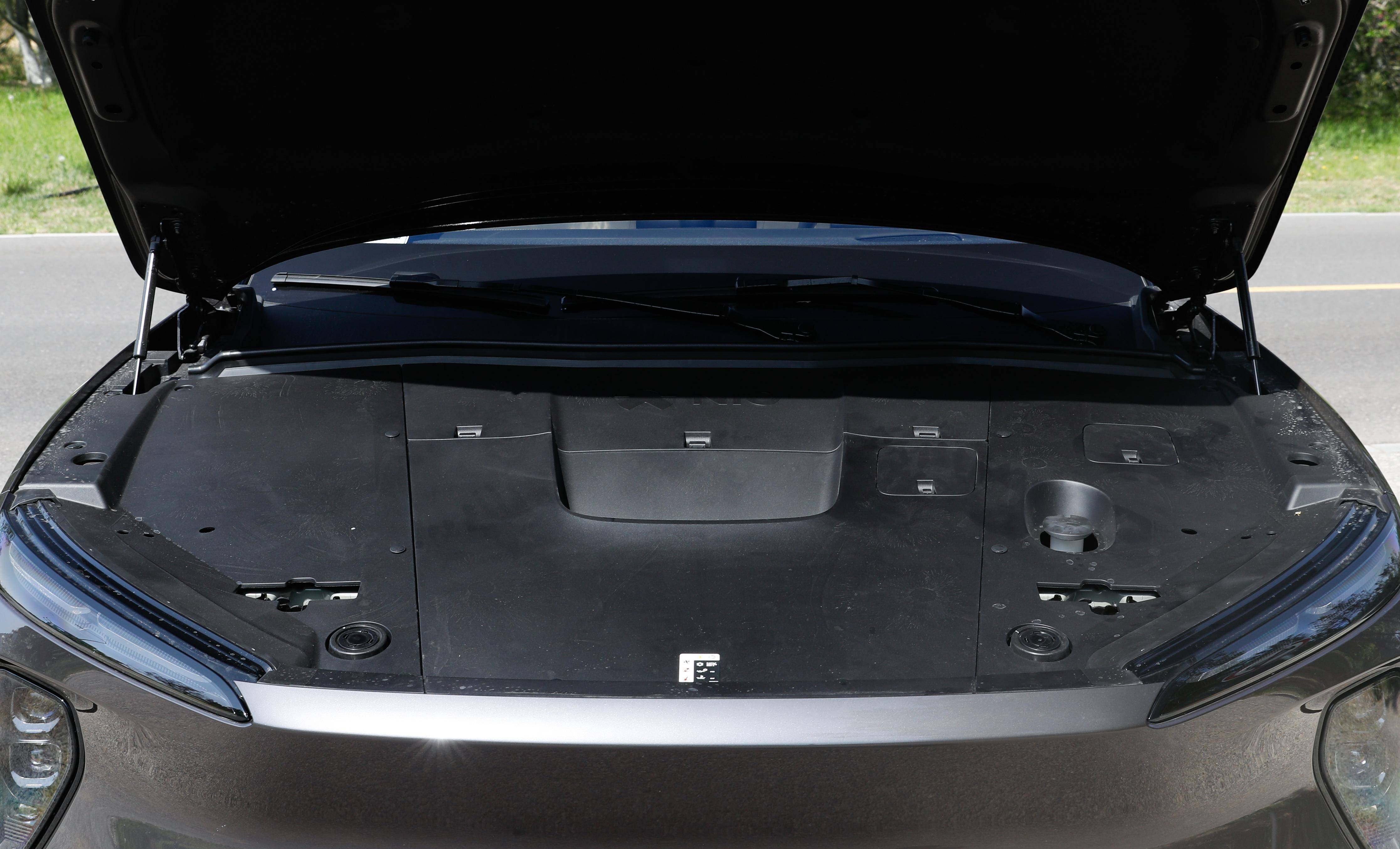 新势力再出“王炸”，仅需4.5s破百，最高续航达625km，蔚来ES6_搜狐汽车_搜狐网