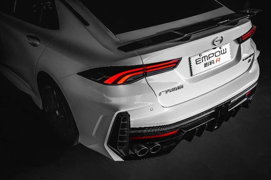 传祺影豹完美适配中国青年_搜狐汽车_搜狐网