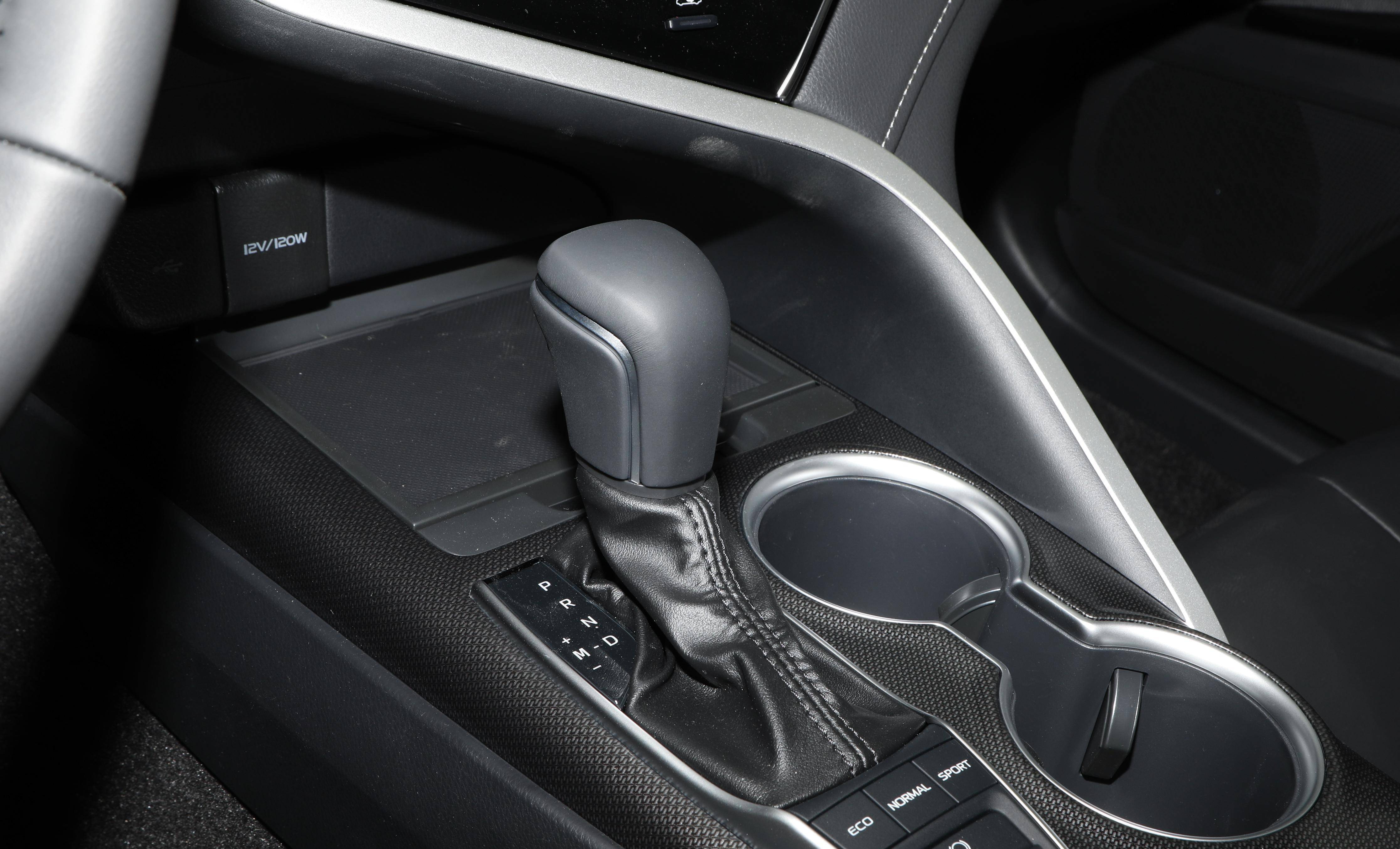 一代经典凯美瑞，降价促销，油耗6.07L，轴距2825mm，香吗？_搜狐汽车_搜狐网